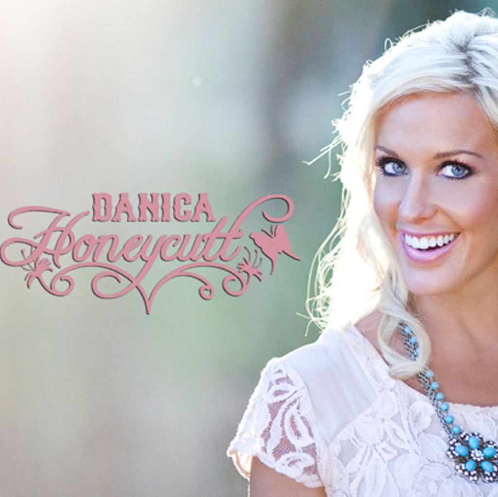 Danica Honeycutt | Burning Heart Photo Shoot - Sara Kauss Photography